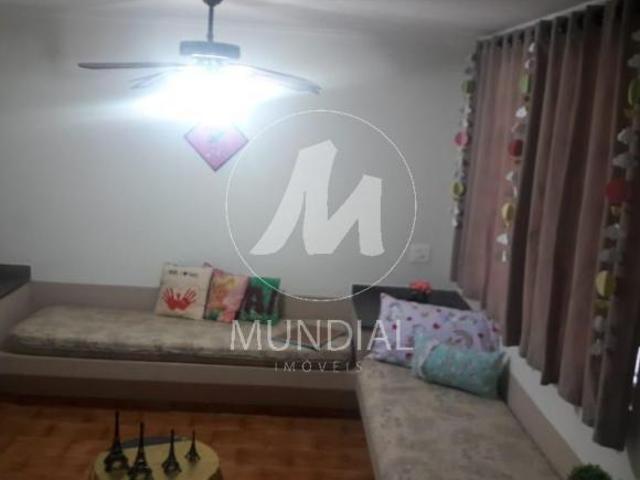 Casa sobrado na rua 3 dormitórios/suite, cozinha planejada