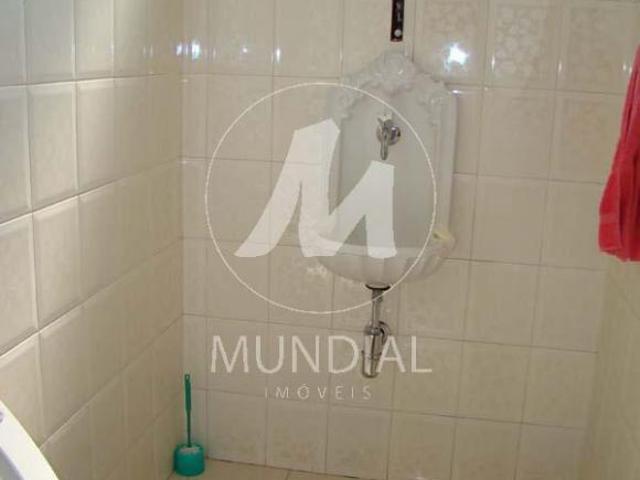 Casa sobrado na rua 3 dormitórios/suite, cozinha planejada