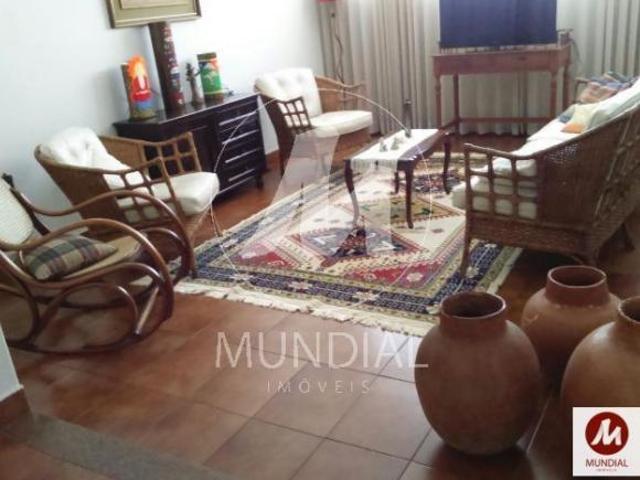 Casa sobrado na rua 3 dormitórios/suite, cozinha planejada