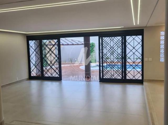 Casa sobrado na rua 3 dormitórios/suite, cozinha planejada