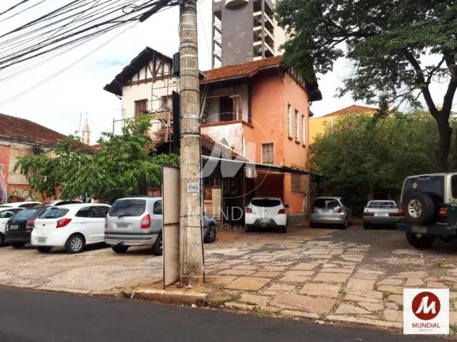 Casa sobrado na rua 4 dormitórios, cozinha planejada
