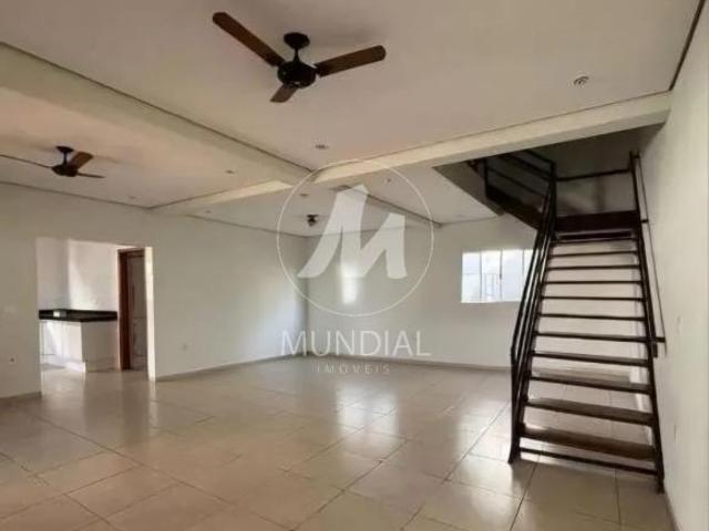 Casa sobrado na rua 4 dormitórios, cozinha planejada