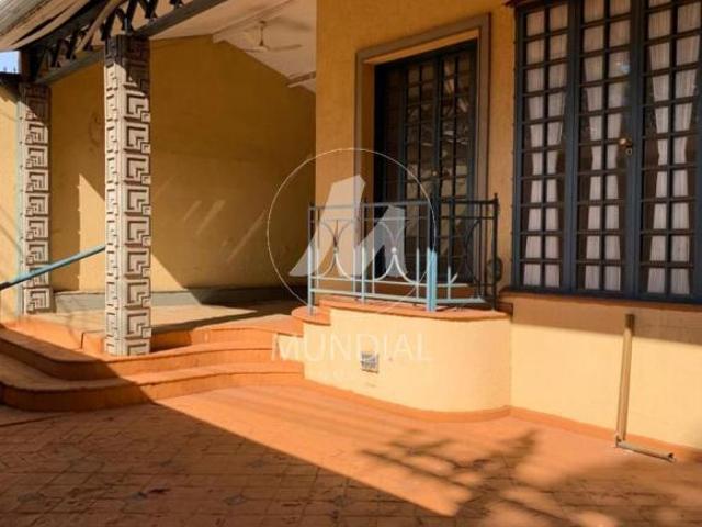 Casa sobrado na rua 4 dormitórios, cozinha planejada