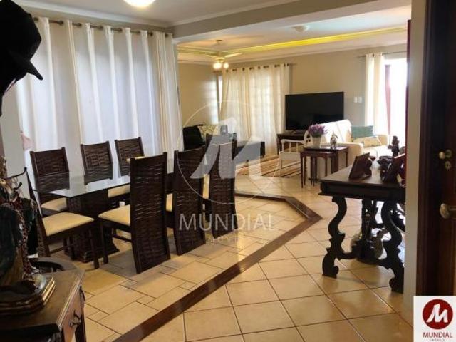 Casa sobrado na rua 4 dormitórios/suite, cozinha planejada