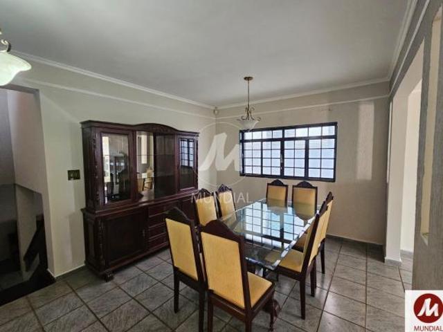 Casa sobrado na rua 4 dormitórios/suite, cozinha planejada