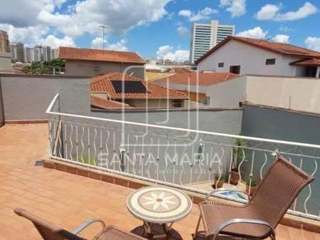 Casa sobrado na rua 4 dormitórios/suite, cozinha planejada, portaria 24 horas