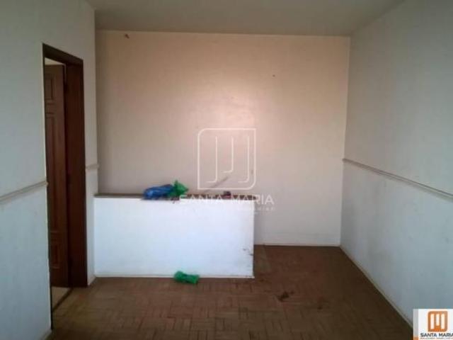 Casa sobrado na rua 5 dormitórios