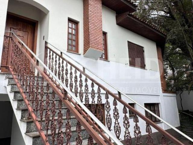 CASA SOBRADO NA VILA MADALENA