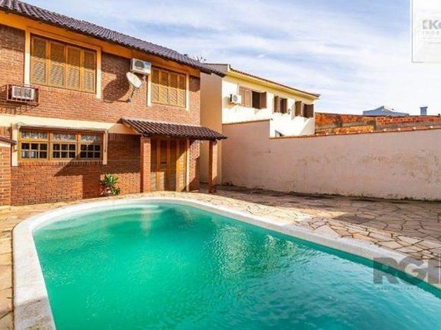 Casa sobrado na zona norte de 3 dormitórios 3 vagas e piscina