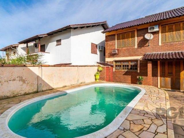 Casa sobrado na zona norte de 3 dormitórios 3 vagas e piscina