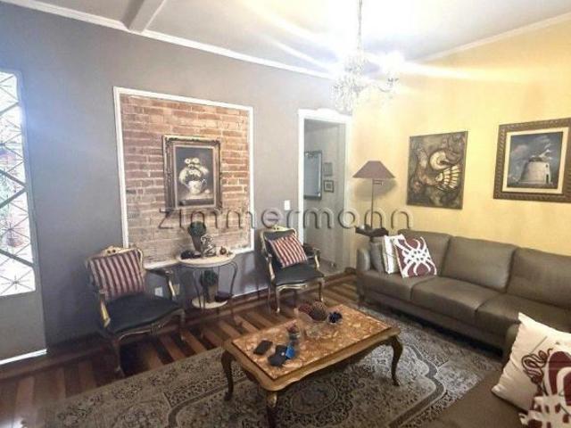 CASA SOBRADO POMPÉIA 4 DORMITÓRIOS 1 VAGA