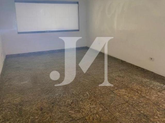 Casa Sobrado Padrão de 180m², 4 Dormitórios, sendo 3 Suítes e 4 Vagas de garagem Vila Gomes Cardim