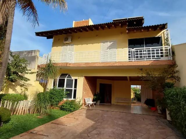 Casa / Sobrado para Venda em Tanabi/SP Centro 3 Quartos