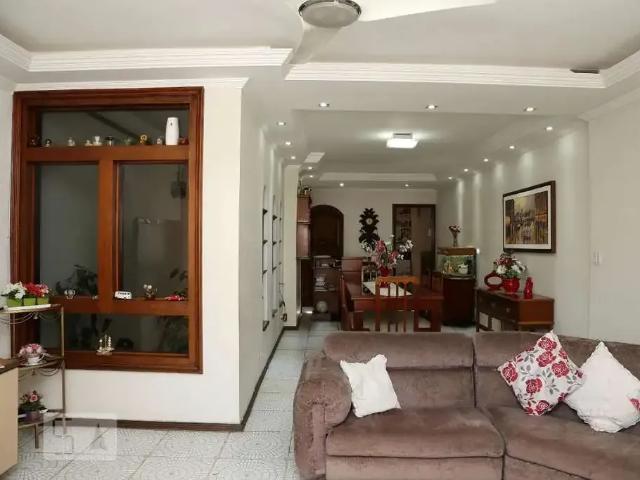 Casa / Sobrado para Venda em Taboão da Serra/SP Vila Santa Luzia 3 Quartos