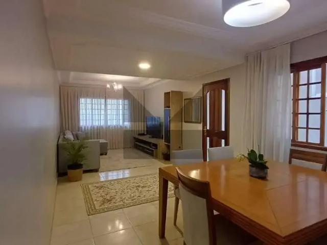 Casa / Sobrado para Venda em Taboão da Serra/SP Jardim América 3 Quartos
