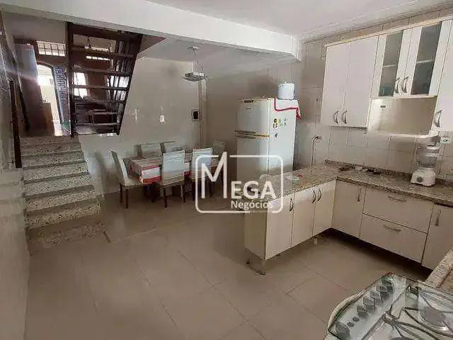 Casa / Sobrado para Venda em Taboão da Serra/SP Jardim Monte Alegre 5 Quartos