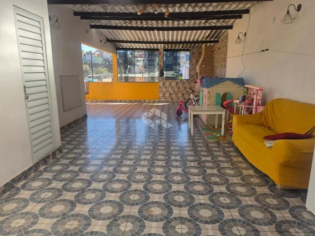 Casa / Sobrado para Venda em Taboão da Serra/SP Jardim São Salvador 5 Quartos