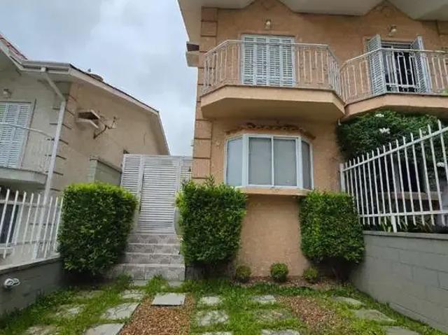 Casa / Sobrado para Venda em Taboão da Serra/SP Parque Assunção 3 Quartos