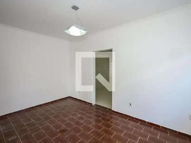 Casa / Sobrado para Venda em Taboão da Serra/SP Parque Industrial das Oliveiras 4 Quartos