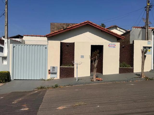 Casa / Sobrado para Venda em Tapiratiba/SP Jardim Doutor Beca 3 Quartos