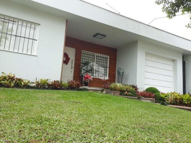Casa / Sobrado para Venda em Taquara/RS Centro 4 Quartos