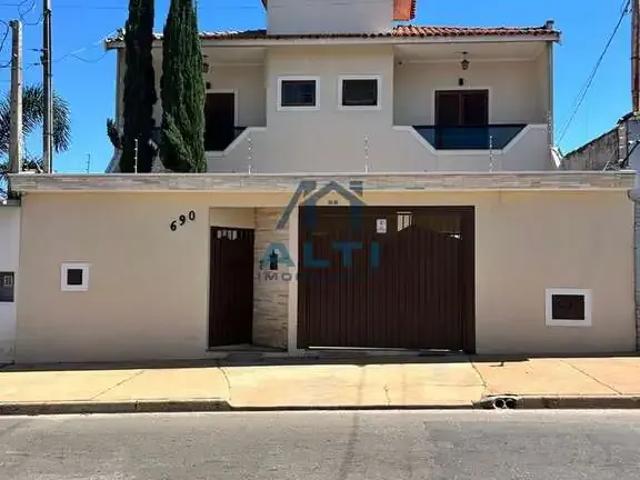 Casa / Sobrado para Venda em Tatuí/SP Alto da Santa Cruz 4 Quartos