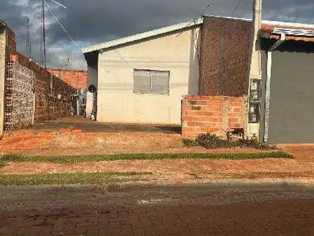 Casa / Sobrado para Venda em Tatuí/SP Lagoa Vermelha 2 Quartos