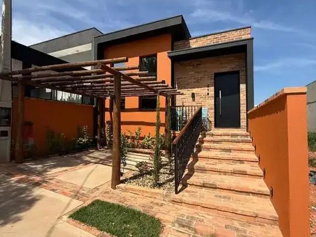 Casa / Sobrado para Venda em Tatuí/SP Reserva dos Ypes 3 2 Quartos