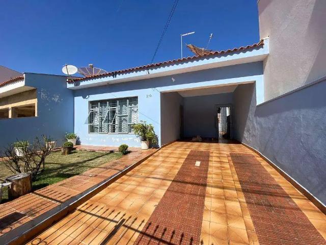 Casa / Sobrado para Venda em Tatuí/SP Parque Residencial Colina das Estrelas 4 Quartos