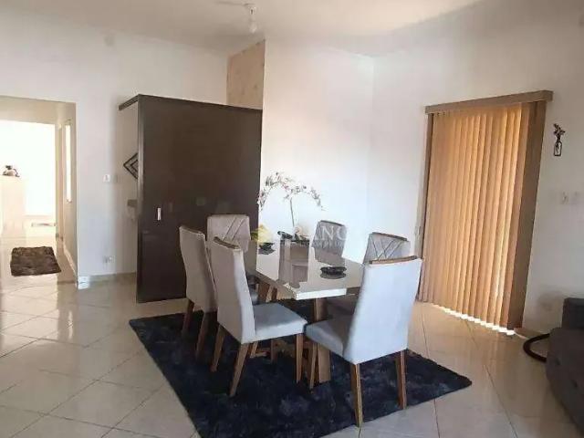 Casa / Sobrado para Venda em Taubaté/SP Campos Elíseos 3 Quartos