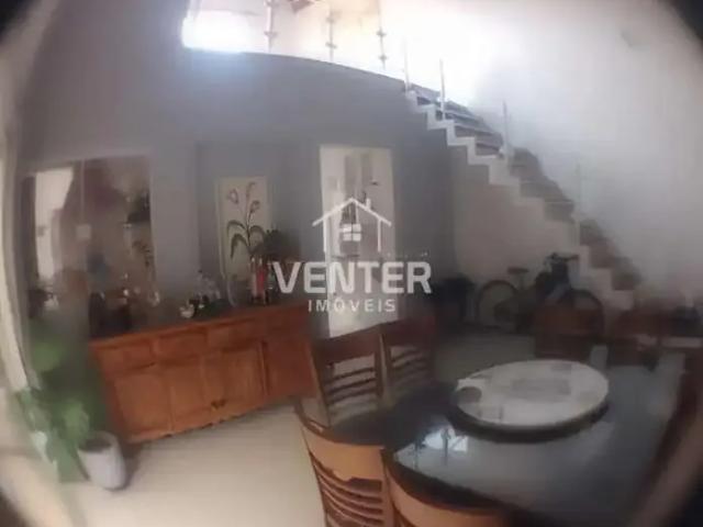 Casa / Sobrado para Venda em Taubaté/SP Campos Elíseos 3 Quartos