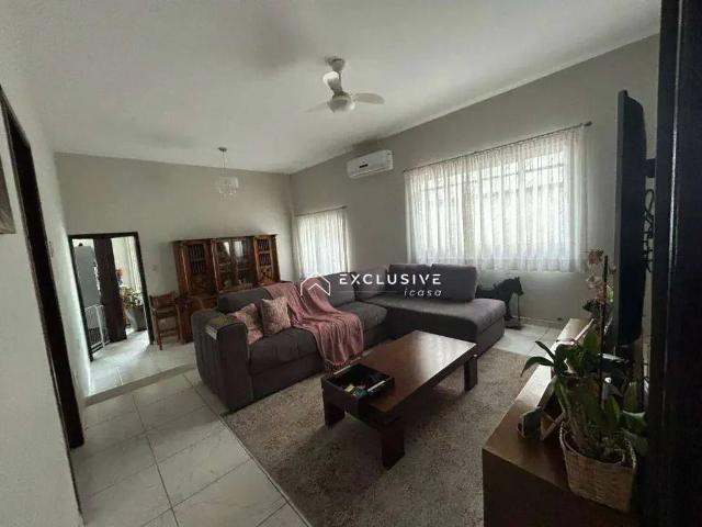 Casa / Sobrado para Venda em Taubaté/SP Campos Elíseos 4 Quartos