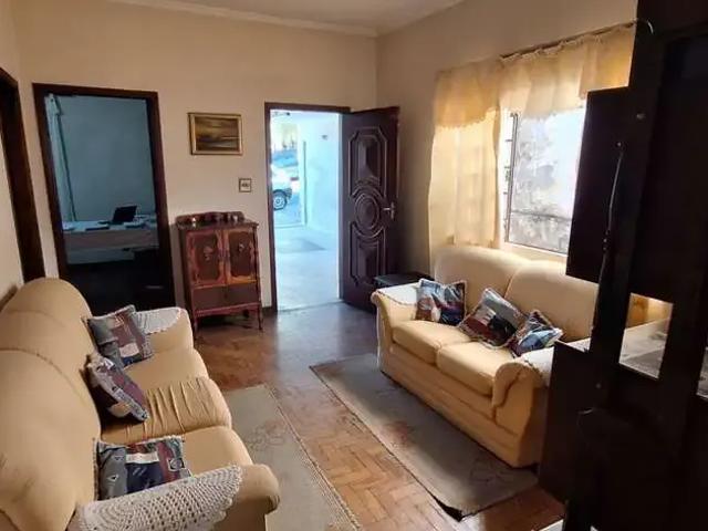 Casa / Sobrado para Venda em Taubaté/SP Centro 3 Quartos