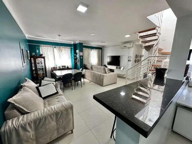 Casa / Sobrado para Venda em Taubaté/SP Centro 3 Quartos