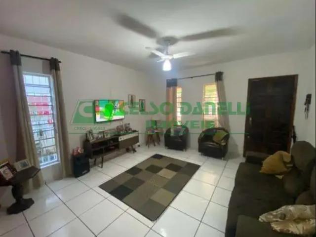 Casa / Sobrado para Venda em Taubaté/SP Centro 3 Quartos
