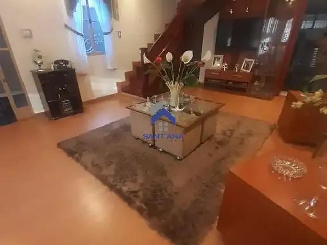 Casa / Sobrado para Venda em Taubaté/SP Centro 3 Quartos