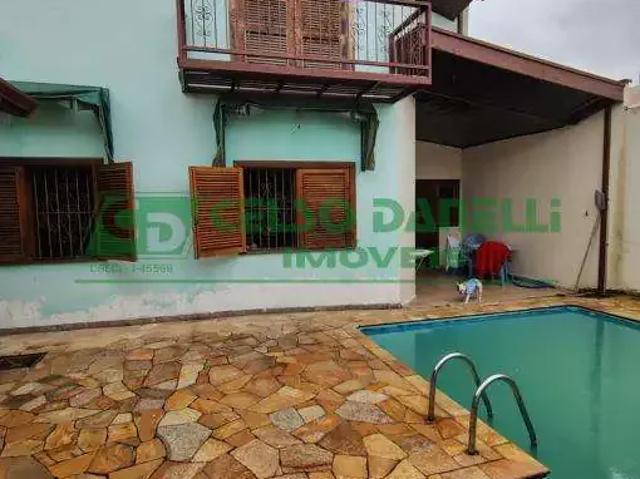 Casa / Sobrado para Venda em Taubaté/SP Centro 3 Quartos