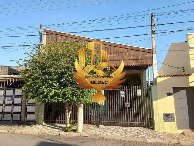 Casa / Sobrado para Venda em Taubaté/SP Centro 3 Quartos