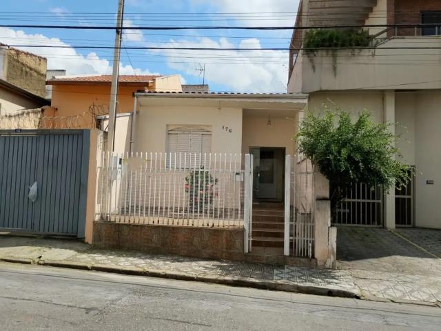 Casa / Sobrado para Venda em Taubaté/SP Centro 4 Quartos