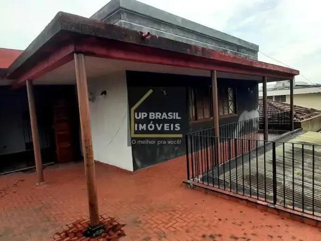 Casa / Sobrado para Venda em Taubaté/SP Centro 4 Quartos