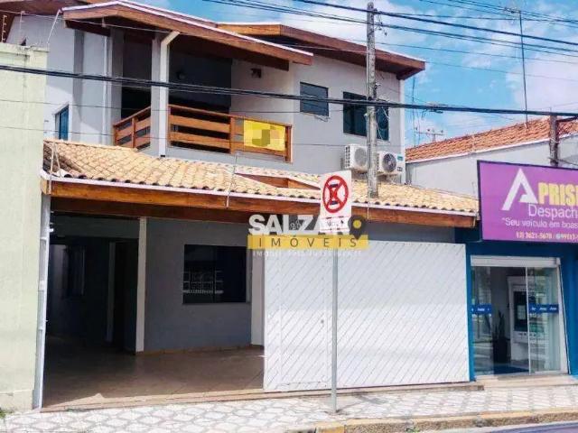 Casa / Sobrado para Venda em Taubaté/SP Centro 5 Quartos