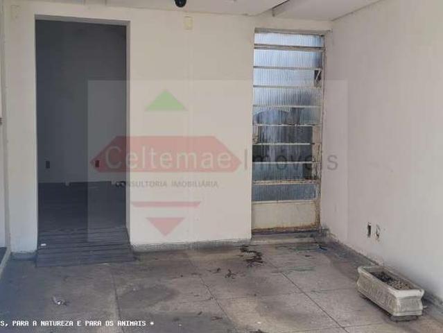 Casa / Sobrado para Venda em Taubaté/SP Centro 6 Quartos