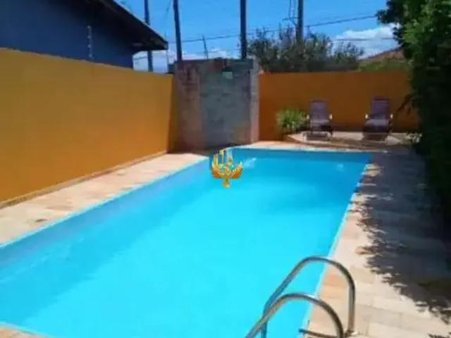 Casa / Sobrado para Venda em Taubaté/SP Chácara Santa Luzia 3 Quartos