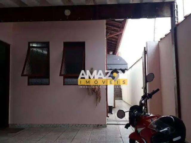 Casa / Sobrado para Venda em Taubaté/SP Cidade Jardim 3 Quartos