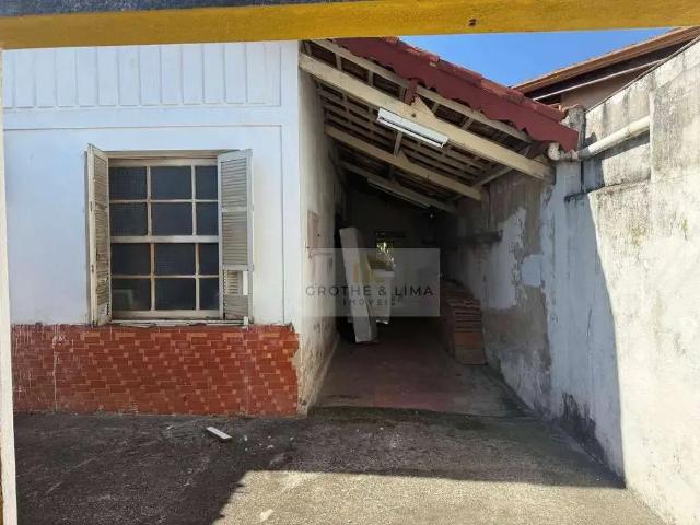 Casa / Sobrado para Venda em Taubaté/SP Areao 2 Quartos