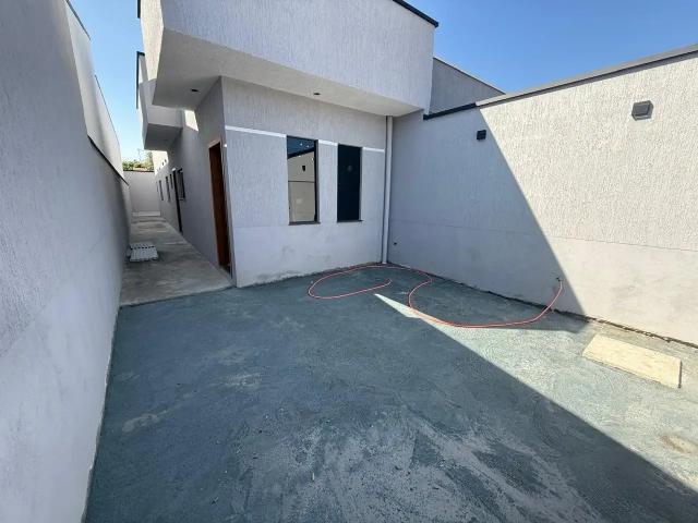 Casa / Sobrado para Venda em Taubaté/SP Estiva 2 Quartos