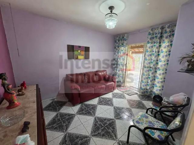 Casa / Sobrado para Venda em Taubaté/SP Estiva 3 Quartos