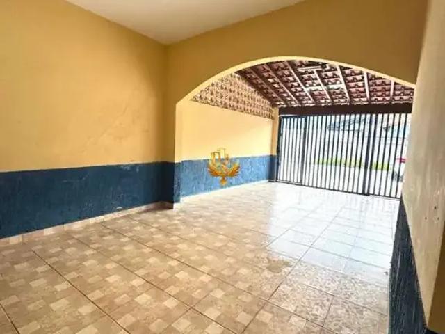 Casa / Sobrado para Venda em Taubaté/SP Independência 4 Quartos
