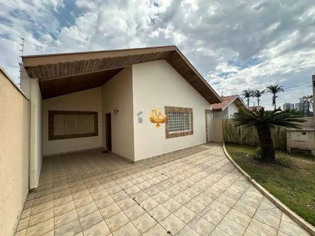 Casa / Sobrado para Venda em Taubaté/SP Independência 3 Quartos
