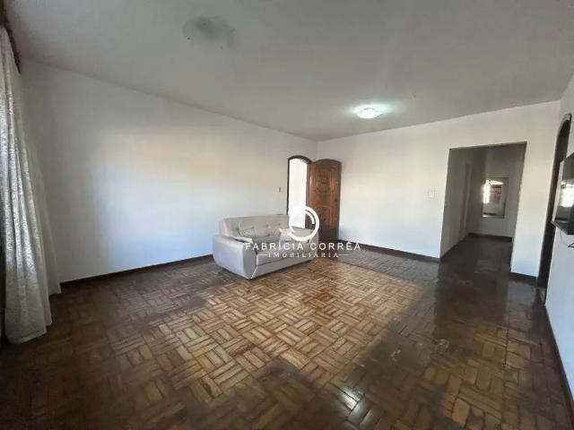 Casa / Sobrado para Venda em Taubaté/SP Independência 3 Quartos